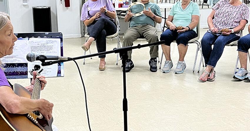 Making friends, fighting isolation with artistic endeavors | Health ...