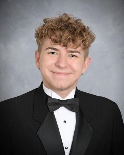 Mitchell Manchester | Graduation 2021 | chronicleonline.com