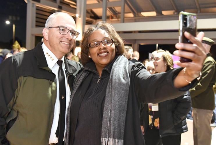 Dave Vincent gets warm welcome on a chilly day | Local News ...