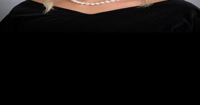 Riley Messer | Graduation 2021 | chronicleonline.com