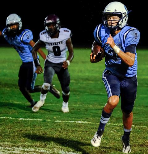 Junior quarterback Vann returns from broken leg to pace Warriors ...
