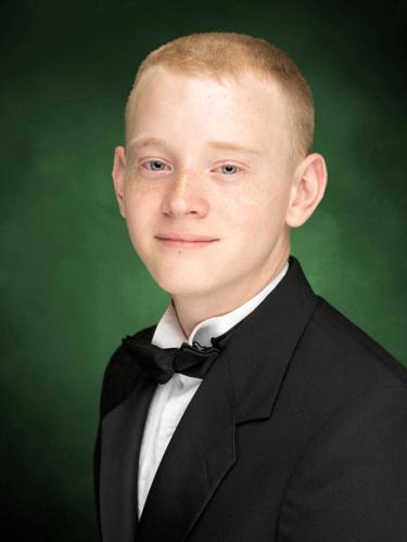 Hunter Tanner | Graduation 2021 | chronicleonline.com