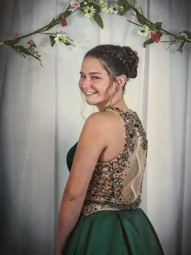Mackenzie Burgess | Graduation 2020 | chronicleonline.com