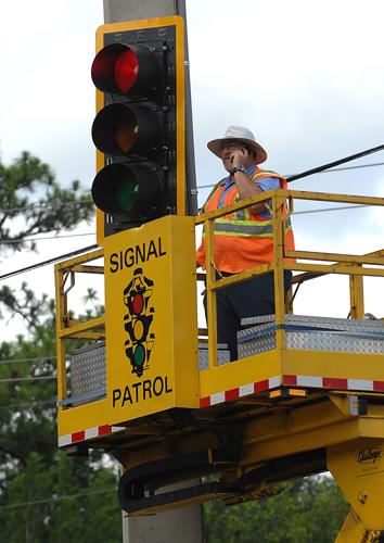 Extra traffic signal at Rock Crusher | Local News | chronicleonline.com