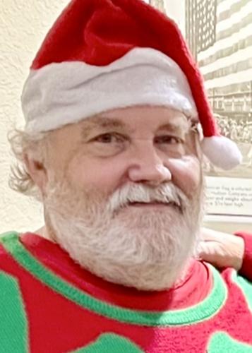 Oak Runners celebrate Christmas in July | Lifestyle | chronicleonline.com