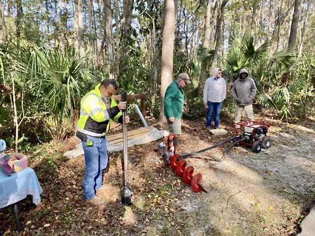 Friends pitch in to honor their late friend, parks advocate | Local ...