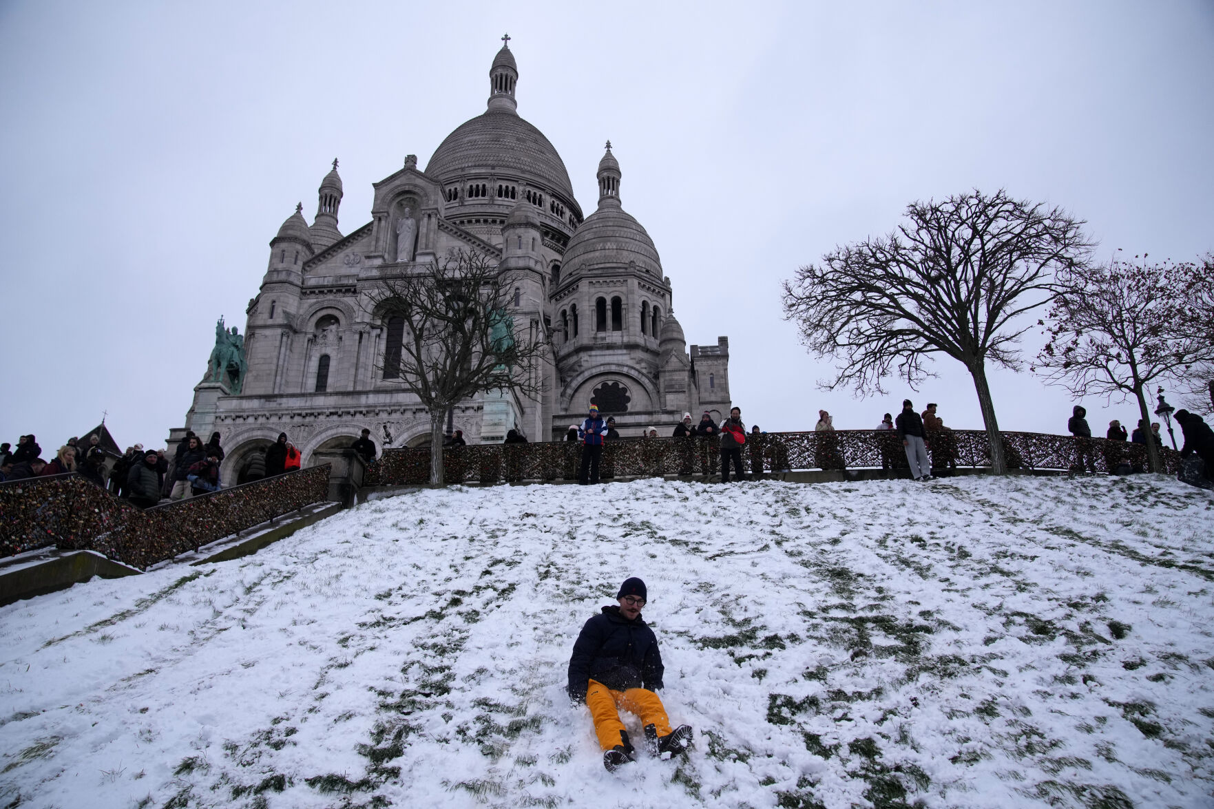 France Extreme Weather | Nation / World AP news of the day ...