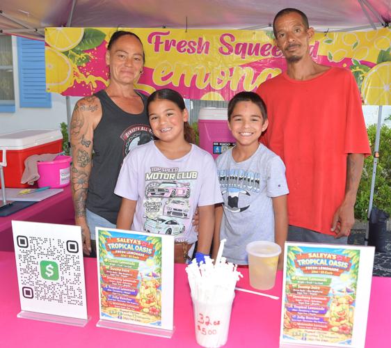 Lemonade stand of love: Teen entrepreneur helps twin brother | Local ...
