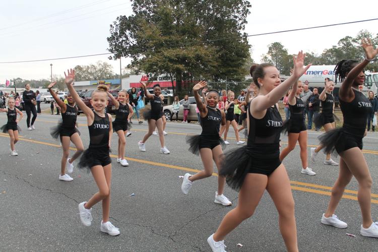 Valentine's Day Parade, Festival spreads love in Crawfordville | Local ...