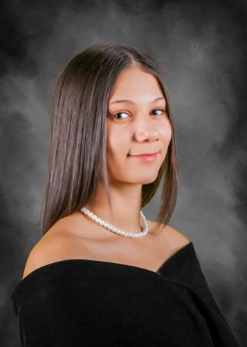 Kate Benzant | Graduation 2021 | chronicleonline.com