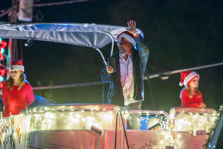 Dunnellon Christmas Parade spotlights Florida Christmas experience ...