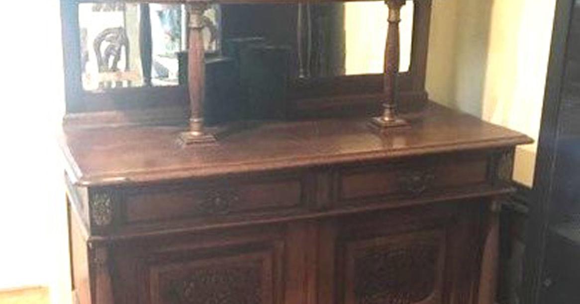 Sikorski's Attic: Pretty sideboard was originally part of dining set ...