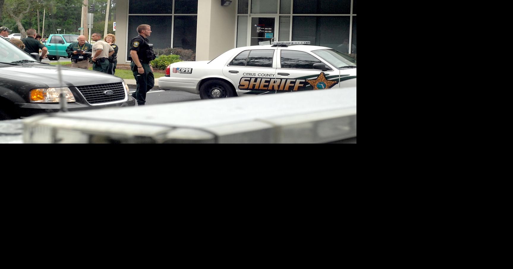 Law on lookout for bank robber | News | chronicleonline.com