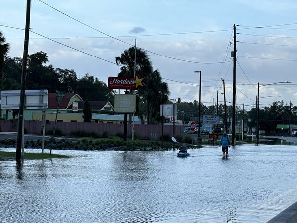 Crystal River begins cleanup from Hurricane Helene | Hurricane Guide ...