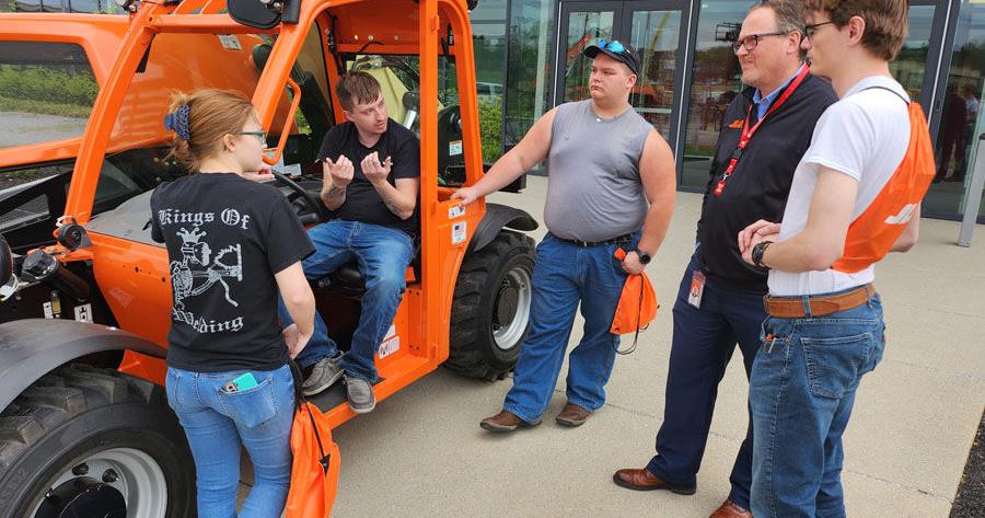 JLG officials meet with TCAT-Morristown students | Education ...