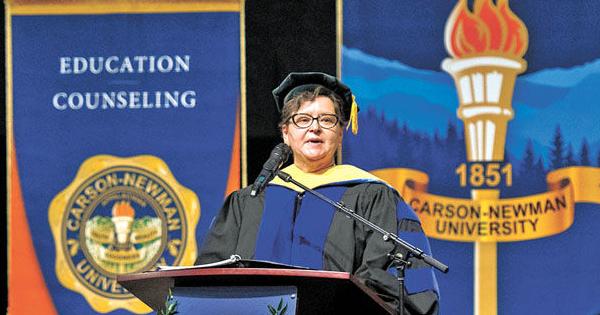 Carson-Newman celebrates graduation | Education | citizentribune.com