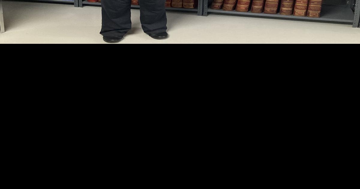 NSDAR presents books to Grainger, Washburn libraries, Grainger Archives ...