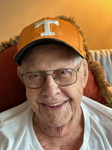 GEORGE W. WOLFE | Obituaries | citizentribune.com