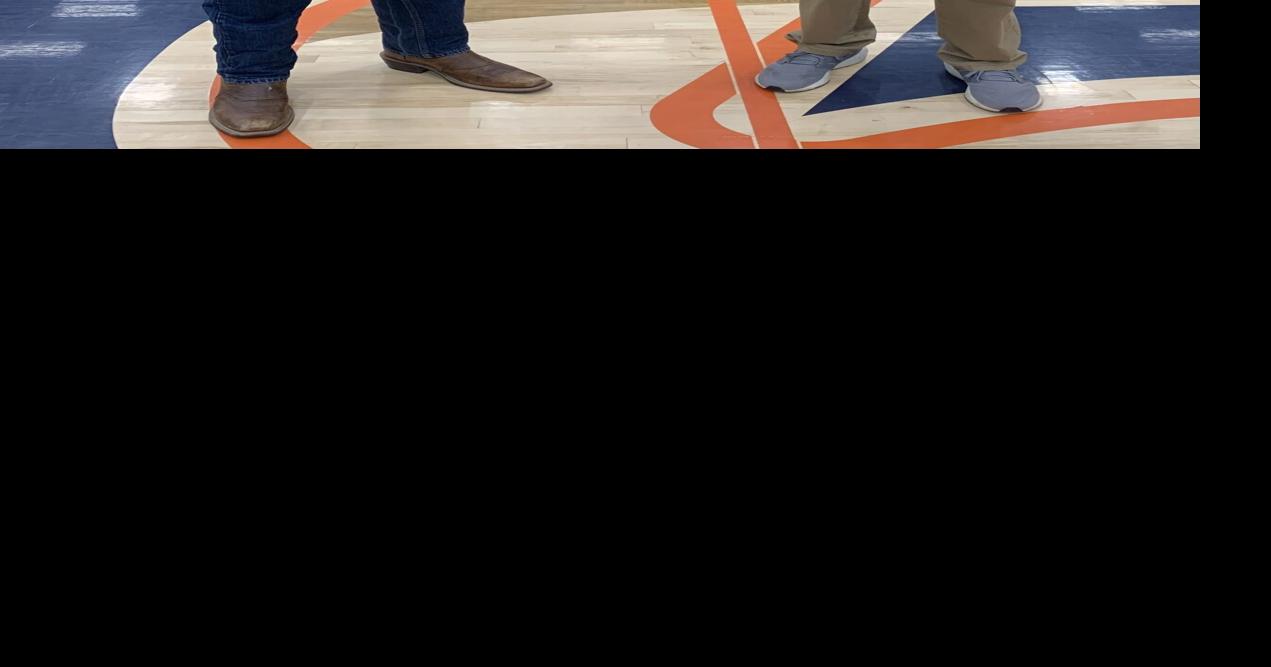 Grainger retires Trey Cabbage’s number | Sports | citizentribune.com