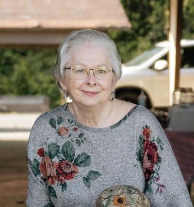 Sharon Davis | Obituaries | citizentribune.com