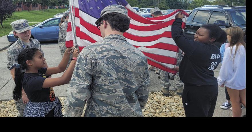 JROTC cadets teach flag protocol | Local News | citizentribune.com