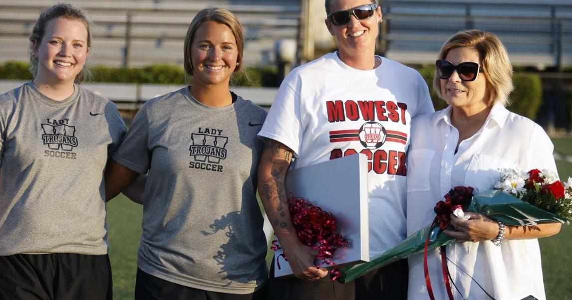 Former West coach Jennifer Murphy honored during Lady Trojans’ match ...