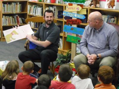 Rusty Wallace salesmen read at Manley Elementary School | Local News ...