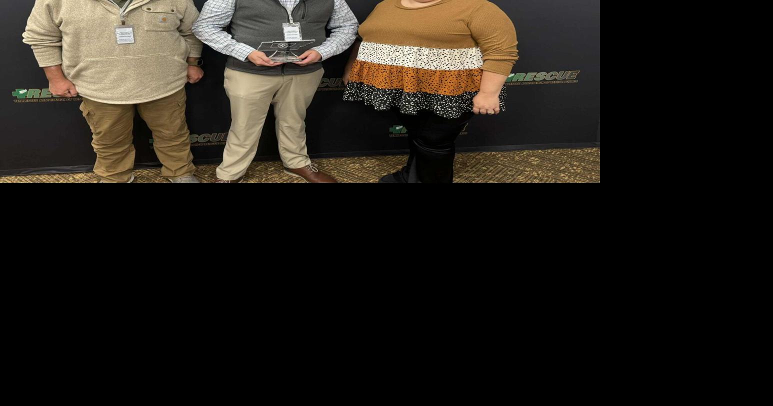 HCRS Capt. Young receives John Stiles Award from TARS | Local News | citizentribune.com