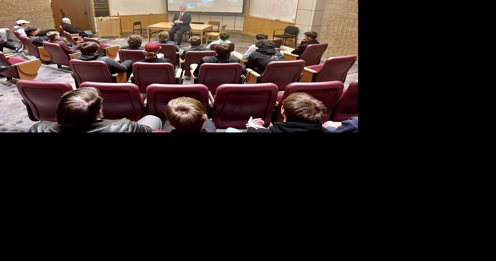 Tulsa U.S. Representative Kevin Hern introduces bipartisan, bicameral ...