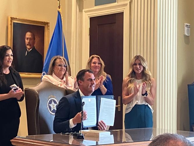 Commission on Status of Women, legislators praise Oklahoma Governor ...