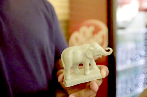 OKC Zoo announces the return of vintage Mold-A-Matic Animal Souvenir ...