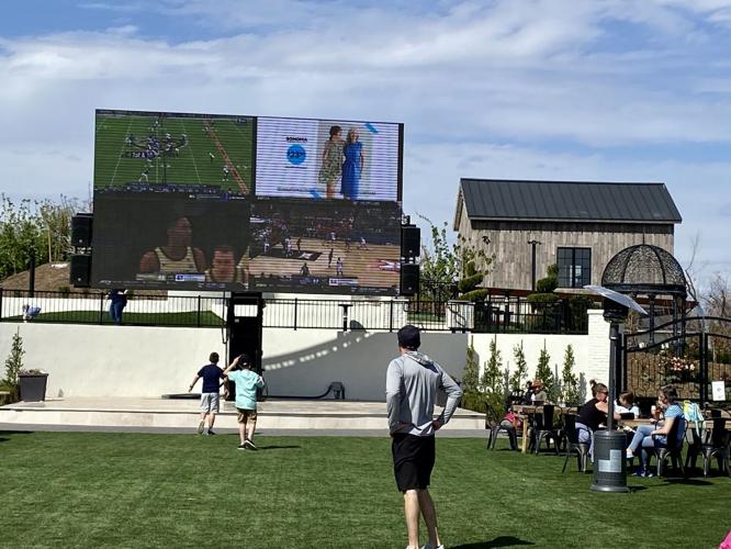 Pecan Lake Entertainment brings 12-acre oasis to heart of Queen Creek ...