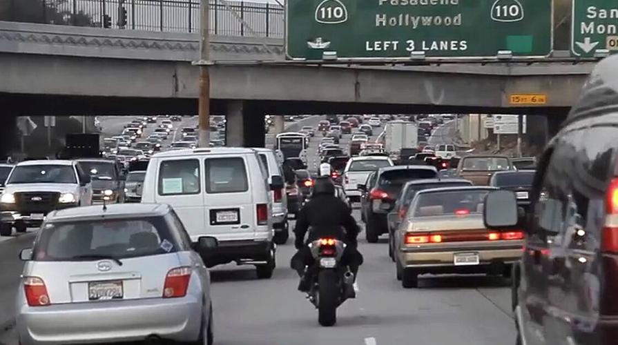 New state law allows motorcyclists to only lane filter between stopped ...