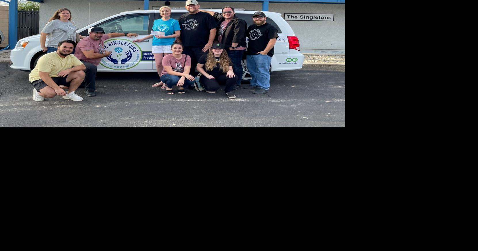 Phoenix Knife Fight competition benefits The Singletons with $5K raised ...