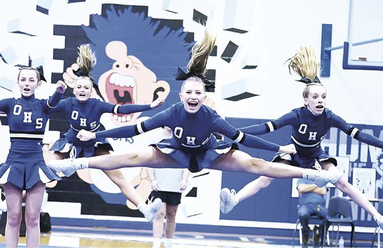 Maniac Cheer Team | Sports | clearwatertribune.com