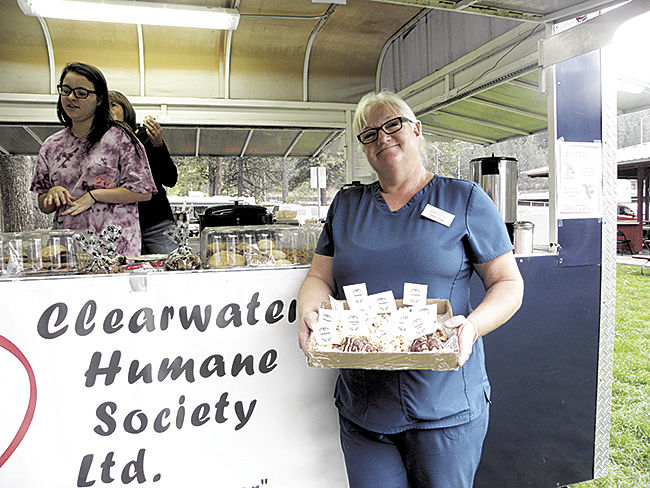 Happy Tails of another Purrfect Cookie Booth | Community News ...