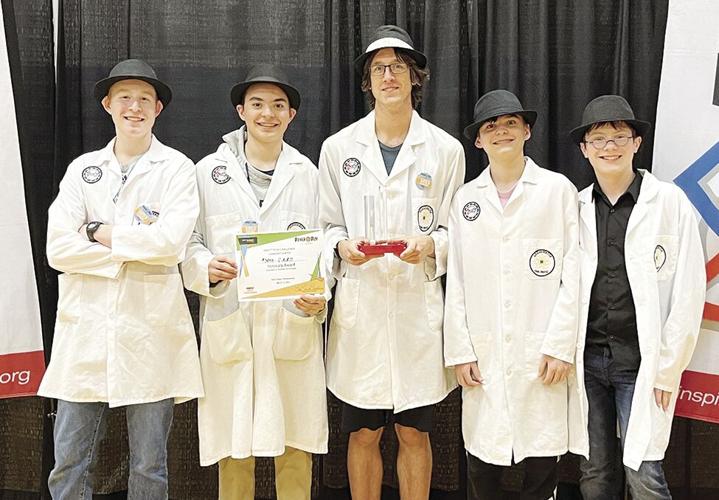 Clearwater Atomic Robotic Technicians Team 5053 compete | School News ...