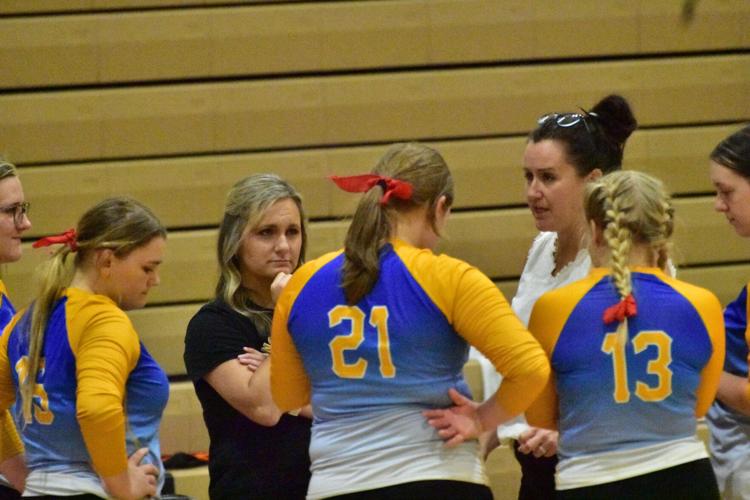 Van volleyball competes in Chapmanville quad match | Sports ...