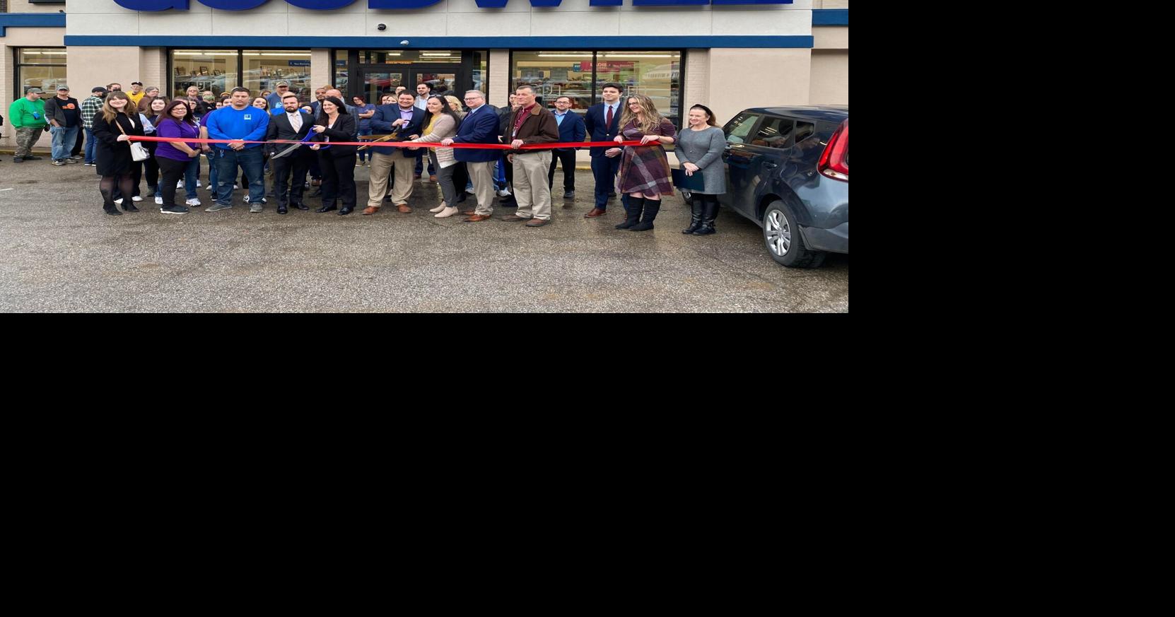 Madison Goodwill cuts ribbon for new location | News | coalvalleynews.com