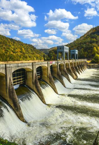 Approaching 90, Hawks Nest dam, tunnel get once-a-century checkup ...