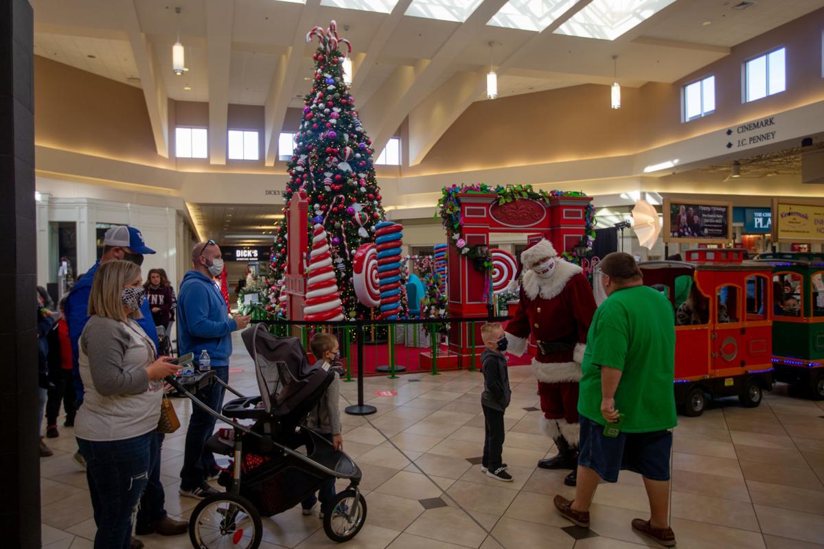 Photos: Santa Claus at the Huntington Mall | Multimedia ...