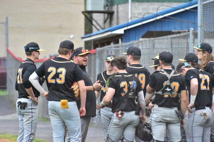 Scott baseball falls 7-1 in road contest at Man | Sports ...