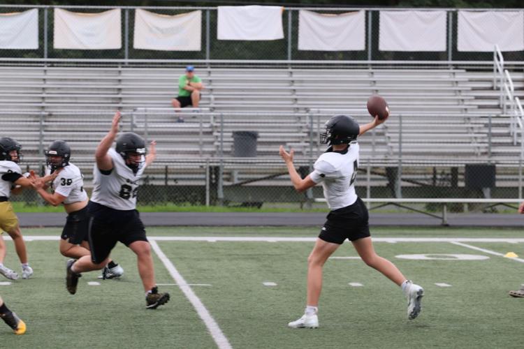 PHOTOS: Scott Skyhawks football practice | Photos | coalvalleynews.com