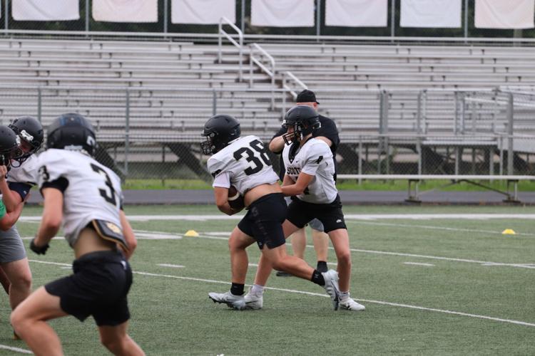 PHOTOS: Scott Skyhawks football practice | Photos | coalvalleynews.com