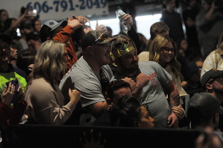 'Redneck Brawl' draws estimated 6,000 plus fans to the Williamson ...