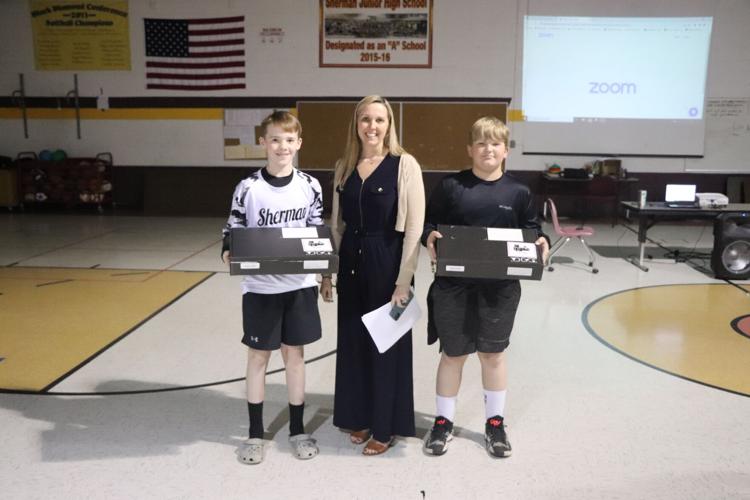 Sherman Jr. High 6th-graders participate in virtual college visit ...