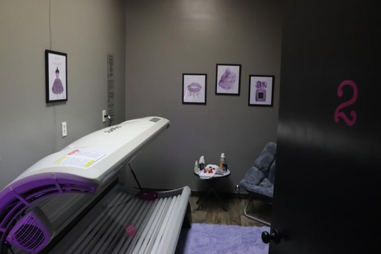 Platinum Tan holds ribbon cutting | News | coalvalleynews.com