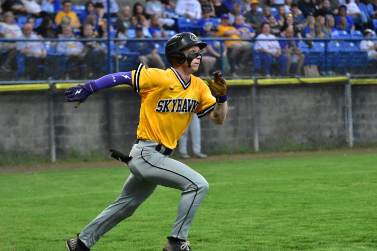 Scott falls to Logan on Blankenship's winning bunt | Sports ...