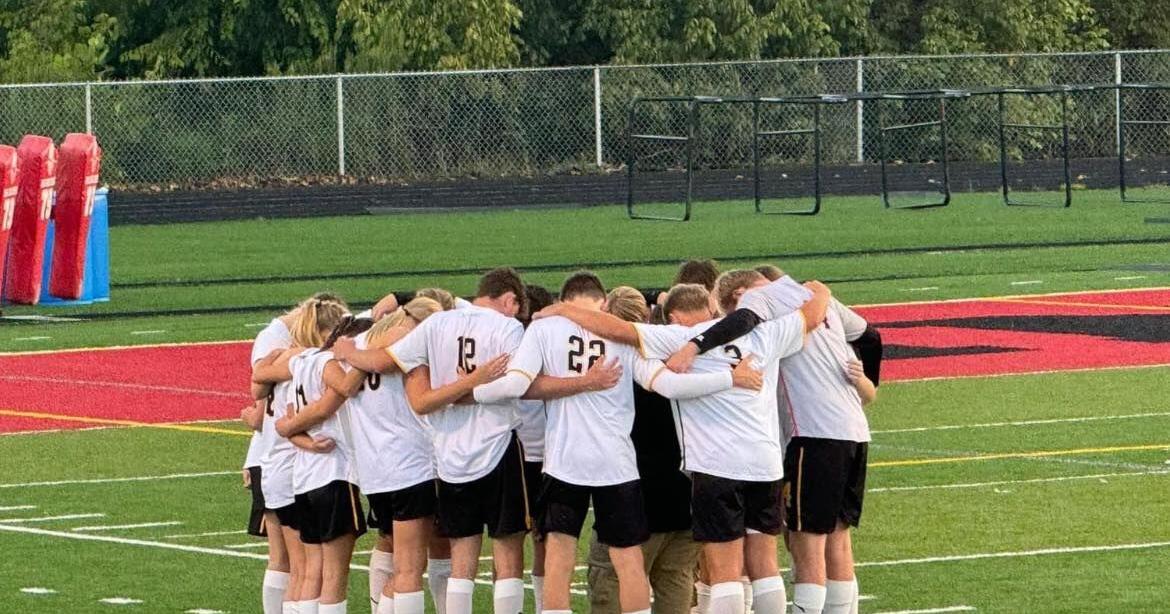Skyhawks soccer in a rebuilding phase under new coach | Sports ...