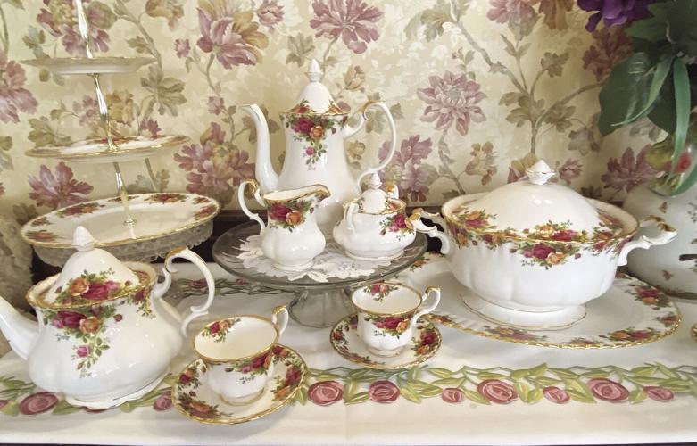 Making Memories at Brambles English Tea Room | | coastalbreezenews.com